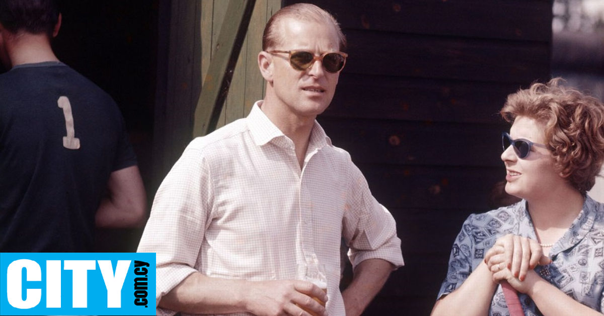 25 Μεγάλες Εικόνες από τη Βασιλική Ζωή του Πρίγκιπα Φίλιππου