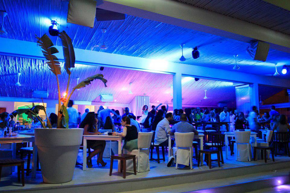 Το Lush Beach Bar Resto λανσάρει νέα κάβα