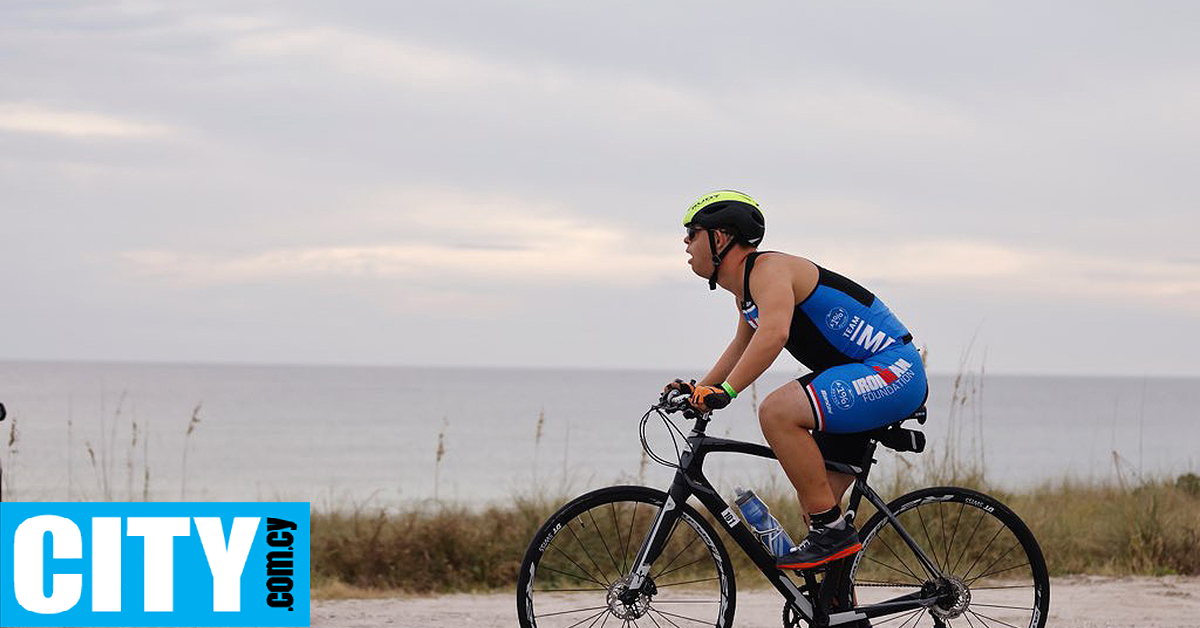 Ο Chris Nikic είναι ο πρώτος αθλητής με σύνδρομο Down που ολοκλήρωσε το ...